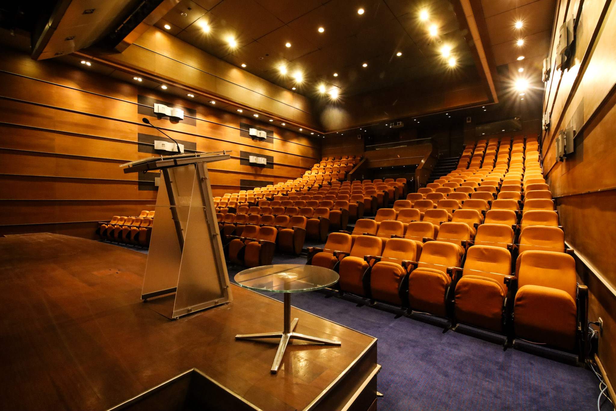Arriendo De Auditorios | Importancia, Consejos Y Donde Rentar